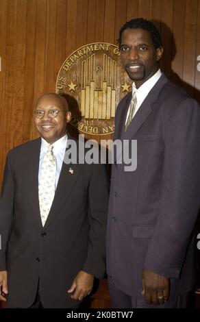 Secretary Alphonso Jackson with Charlene Jackson, A.C. Green, Fred ...