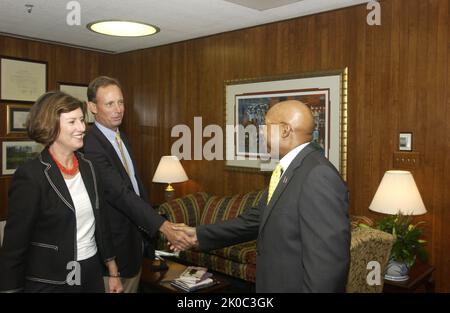Secretary Alphonso Jackson with Karen and Rick Proctor. Secretary ...