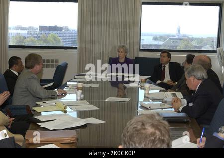 HUD Officials with Congressman Bob Ney. HUD Officials with Congressman ...