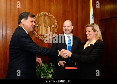 Swearing-In Ceremony for Diane Tomb, Assistant Secretary for Public ...