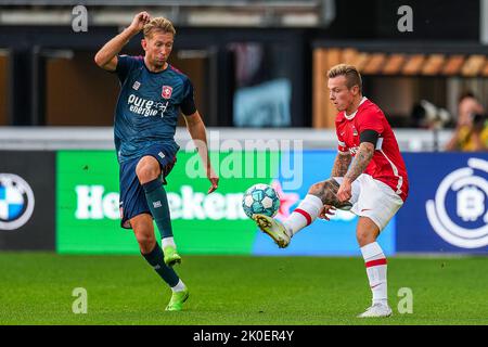 ALKMAAR, NETHERLANDS - SEPTEMBER 11: Michel Vlap of FC Twente during ...