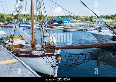 HMS Badger boat replica at the town docks, Penetanguishene, Ontario ...