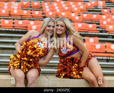 Clemson, SC, USA. 10th Sep, 2022. The Clemson Rally Cats dance prior to ...