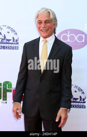LOS ANGELES - SEP 11: Tony Danza at the 2022 Daytime Beauty Awards at ...