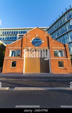 The New HubSpot HQ Office in Dublin, Ireland on Sir John Rogerson's ...