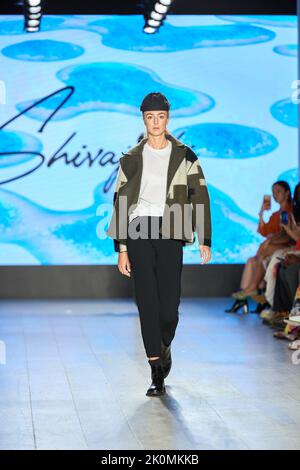 September 12, 2022: Shivajothi presents her runway Spring Summer ...