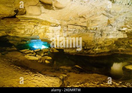 Underground river in Cascade cave in Carter Caves State Park in ...
