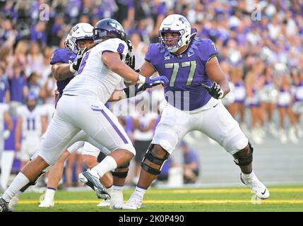 TCU offensive lineman Brandon Coleman runs the 40-yard dash during the ...