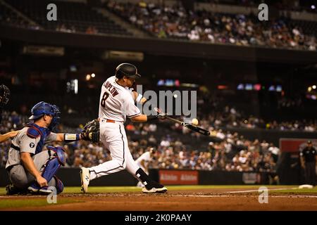 Arizona Diamondbacks left fielder Jordan Lawlar (10) against the Los ...
