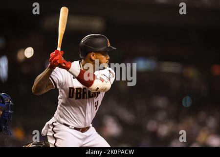 Arizona Diamondbacks' Ketel Marte, center, celebrates after hitting a ...