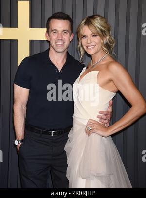Kaitlin Olson arriving to the Apple TV+ Primetime Emmy Reception Red ...