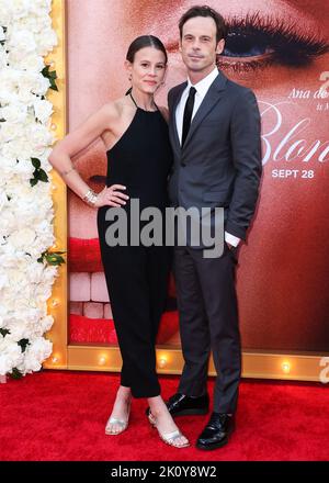 Sosie Bacon and Scoot McNairy arrive at the premiere of "Blonde ...