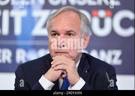 Vienna, Austria. 14th Sep, 2022. Second Poster campaign for the federal ...