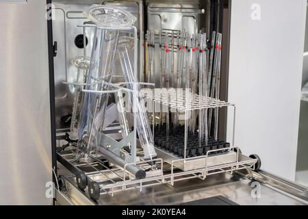 Compact lab glassware washer, laboratory equipment Stock Photo - Alamy