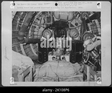 Aircraft, Burma, India &CREWS,GUNNER War Stock Photo - Alamy