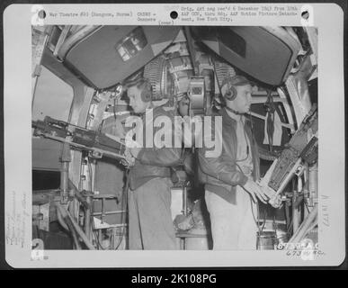 Aircraft, Burma, India &CREWS,GUNNER War Stock Photo - Alamy