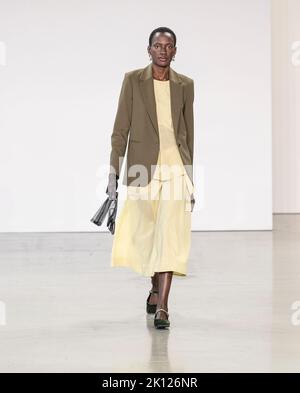 Model walks runway for DEVEAUX Spring/Summer 2022 fashion week show at ...