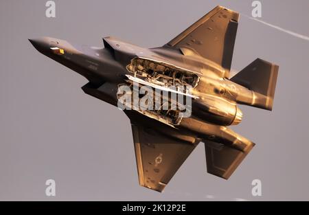 US Air Force F-35A Stealth aircraft in flight Stock Photo - Alamy