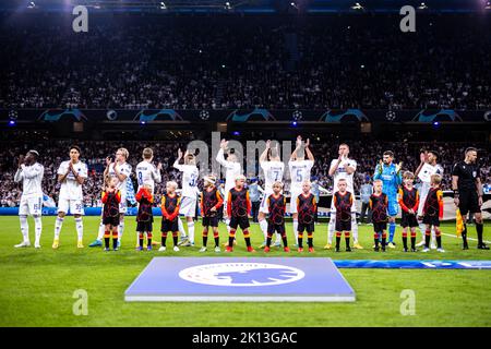 Copenhagen, Denmark. 14th Sep, 2022. The players of Sevilla FC line up ...