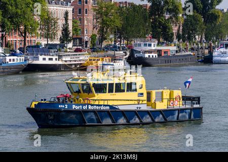 Pilot boat for the Port of Rotterdam, Netherlands Stock Photo - Alamy