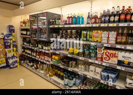 A view of Iceland supermarket isles at the cromer store Stock Photo - Alamy