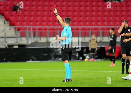 ALKMAAR - Referee Nicholas Walsh during the UEFA Conference League ...