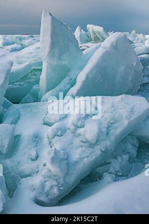 Ice patterns and piles of ice plates called Ice Shoves on the Green Bay ...