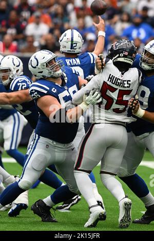 Indianapolis Colts offensive guard Quenton Nelson (56) sets to block ...