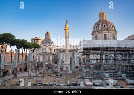 Roman archeological dig - Ancient Rome ruins Trajan's Forum archeology ...