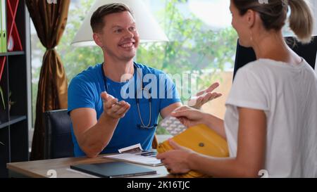 doctor prescribes a prescription concept Stock Photo - Alamy