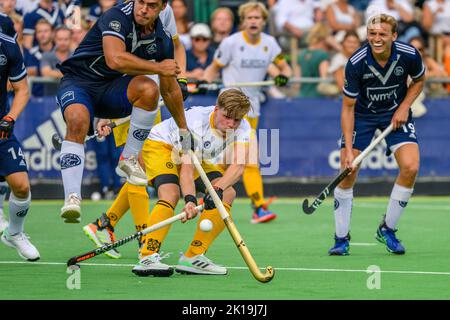 AMSTELVEEN, 11-09-2022, HC Pinoke, Tulp Hockey Hoofdklasse Heren ...