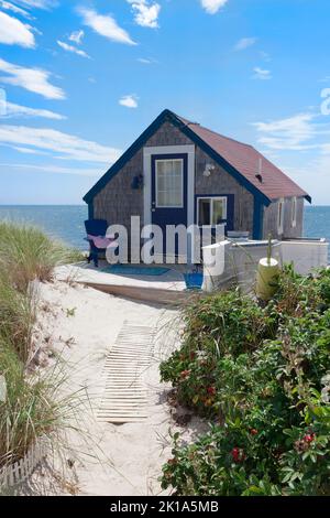 Secluded waterfront beach house, Truro, Cape Cod, Massachusetts, USA Stock Photo - Alamy