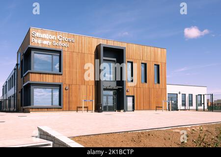 The new primary school at Stanton Cross, Wellingborough Stock Photo - Alamy
