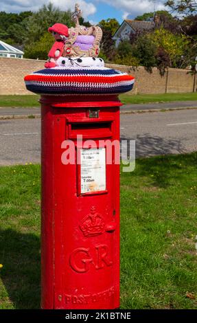 Red, postbox, post box, crocheted, Royal Mail, woolly hats, hand ...