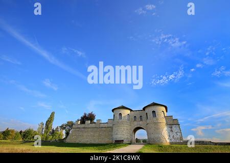 The fort is one of Weissenburg's historical sights. Here the ancient ...