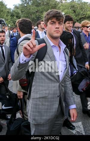 LSU quarterback Garrett Nussmeier throws a pass against Arkansas during ...