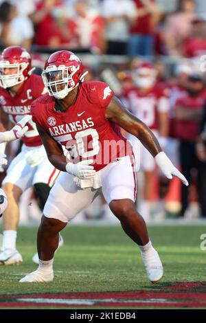 Arkansas defensive lineman Eric Gregory runs the 40-yard dash at the ...