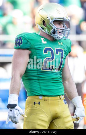 Notre Dame linebacker JD Bertrand plays during the first half of an ...