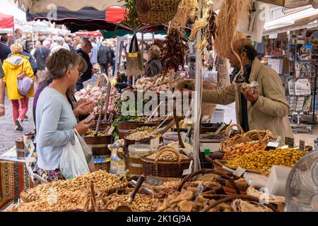Shoppers in the Halle De Beaune Market in Beaune, Burgundy France Stock ...