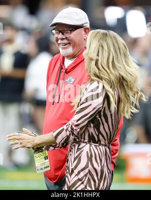 NFL Network reporter Sara Walsh before an NFL football game between the ...