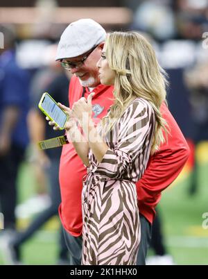 NFL Network reporter Sara Walsh before an NFL football game between the ...