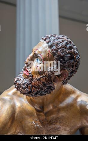 Ancient statue of Boxer Museo Nazionale Romano Palazzo Massimo alle ...