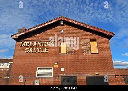 The Melandra Castle Pub,now closed and boarded up, Winster Mews ...
