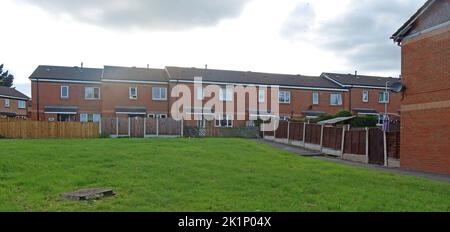 Bradwell terrace Gamesley, Glossop, High Peak, Derbyshire, England, UK ...