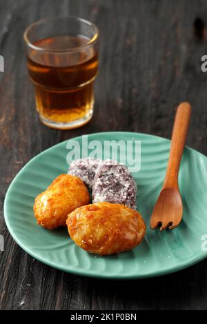 Kue Gemblong, Getas, Kemplang, Indonesian Traditional Snack Jajan Pasar ...