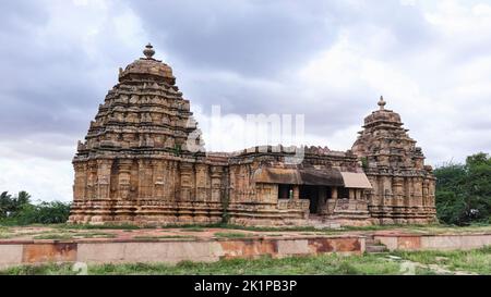 View of twin towered Shiva Temple, the 11th Century Temple, Build ...