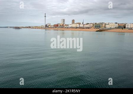 Brighton, September 19th 2022: Brighton seafront on a clear calm ...