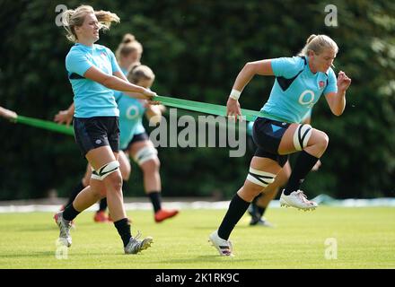England's Alex Matthews (right) and Zoe Aldcroft during the training ...
