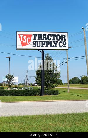 Tractor Supply Company sign and logo a farm and ranch supply store in ...