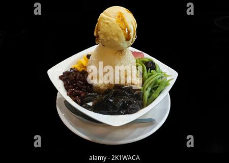 Mix Ice Dessert at Cafe Jakarta, Indonesia Stock Photo - Alamy